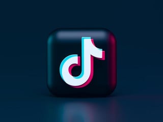 How Does the TikTok Algorithm Work? The Exposed 5-Point System